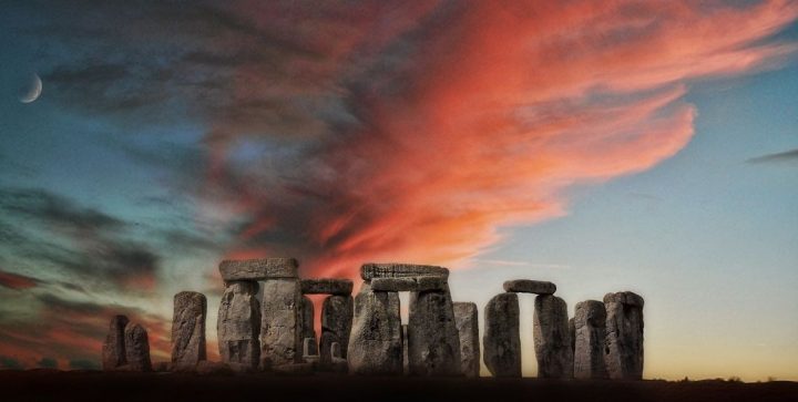 Monolith sightings - appear worldwide- What are they and what do they ...